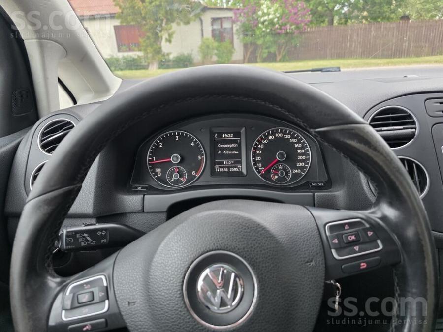Pelēks Volkswagen Golf Plus 2010 Ventspils, ar dzinēja tilpumu 1.60 L un nobraukumu 380 tūkst. km par 3500 €, foto 12 vietnē AUTOMOTO.COM.LV