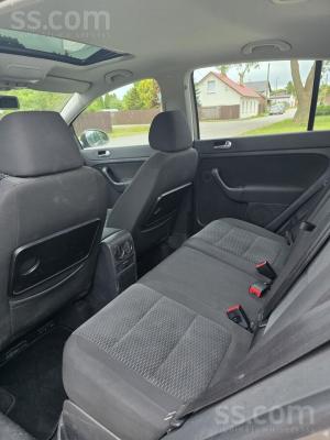 Pelēks Volkswagen Golf Plus 2010 Ventspils, ar dzinēja tilpumu 1.60 L un nobraukumu 380 tūkst. km par 3500 €, foto 18 vietnē AUTOMOTO.COM.LV