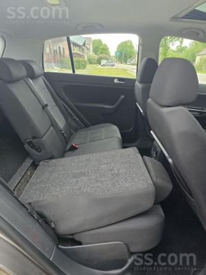 Pelēks Volkswagen Golf Plus 2010 Ventspils, ar dzinēja tilpumu 1.60 L un nobraukumu 380 tūkst. km par 3500 €, foto 20 vietnē AUTOMOTO.COM.LV