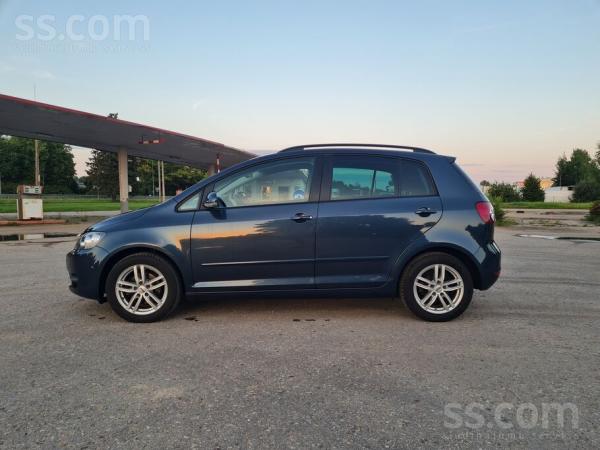 Pelēks Volkswagen Golf Plus 2010 Ogre, ar dzinēja tilpumu 1.40 L un nobraukumu 0 tūkst. km par 4880 €, foto 8 vietnē AUTOMOTO.COM.LV