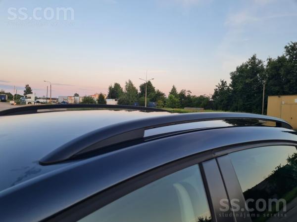 Pelēks Volkswagen Golf Plus 2010 Ogre, ar dzinēja tilpumu 1.40 L un nobraukumu 0 tūkst. km par 4880 €, foto 9 vietnē AUTOMOTO.COM.LV