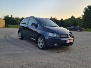 Grey Volkswagen Golf Plus 2010 in Ogre, with an engine capacity of 1.40 L and mileage of 207 thousand km for 4950 €, photo 4 on AUTOMOTO.COM.LV