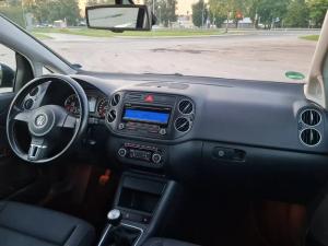 Grey Volkswagen Golf Plus 2010 in Ogre, with an engine capacity of 1.40 L and mileage of 207 thousand km for 4950 €, photo 24 on AUTOMOTO.COM.LV