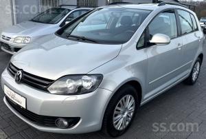 Pelēks Volkswagen Golf Plus 2010 Ogre, ar dzinēja tilpumu 1.60 L un nobraukumu 207 tūkst. km par 4499 €, foto 4 vietnē AUTOMOTO.COM.LV