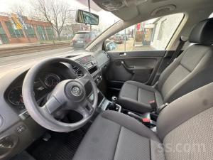 Pelēks Volkswagen Golf Plus 2010 Ogre, ar dzinēja tilpumu 1.60 L un nobraukumu 207 tūkst. km par 4499 €, foto 8 vietnē AUTOMOTO.COM.LV