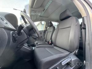 Pelēks Volkswagen Golf Plus 2010 Ogre, ar dzinēja tilpumu 1.60 L un nobraukumu 207 tūkst. km par 4499 €, foto 12 vietnē AUTOMOTO.COM.LV