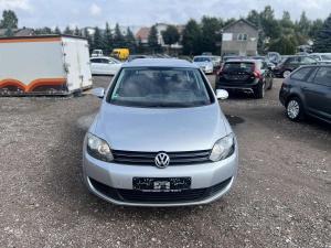 Grey Volkswagen Golf Plus 2010 in Utena, with an engine capacity of 2.00 L and mileage of 221 thousand km for 4300 €, photo 3 on AUTOMOTO.COM.LV