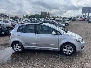 Grey Volkswagen Golf Plus 2010 in Utena, with an engine capacity of 2.00 L and mileage of 221 thousand km for 4300 €, photo 8 on AUTOMOTO.COM.LV