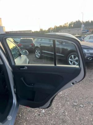 Grey Volkswagen Golf Plus 2010 in Utena, with an engine capacity of 2.00 L and mileage of 221 thousand km for 4300 €, photo 24 on AUTOMOTO.COM.LV