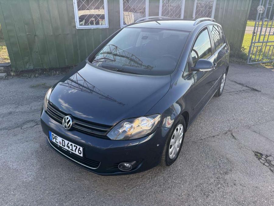 Pelēks Volkswagen Golf Plus 2010 Vilkaviškis, ar dzinēja tilpumu 1.40 L un nobraukumu 187 tūkst. km par 3599 €, foto 3 vietnē AUTOMOTO.COM.LV