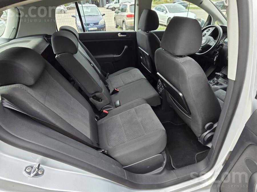 Grey Volkswagen Golf Plus 2010 in Kuldiga, with an engine capacity of 1.40 L and mileage of 187 thousand km for 4990 €, photo 9 on AUTOMOTO.COM.LV
