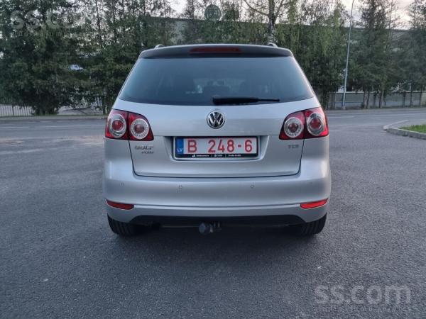 Pelēks Volkswagen Golf Plus 2011 Ogre, ar dzinēja tilpumu 1.60 L un nobraukumu 0 tūkst. km par 4970 €, foto 6 vietnē AUTOMOTO.COM.LV