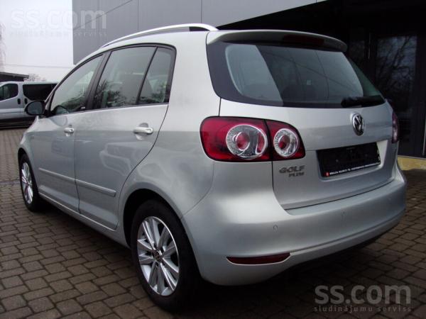 Pelēks Volkswagen Golf Plus 2011 Rīga, ar dzinēja tilpumu 1.20 L un nobraukumu 188 tūkst. km par 4600 €, foto 2 vietnē AUTOMOTO.COM.LV