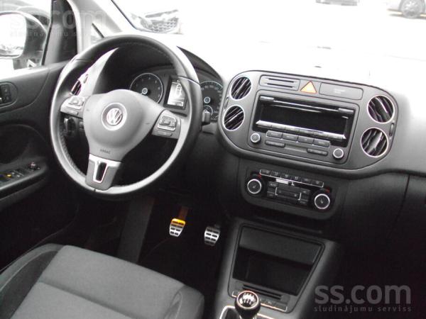 Pelēks Volkswagen Golf Plus 2011 Rīga, ar dzinēja tilpumu 1.20 L un nobraukumu 188 tūkst. km par 4600 €, foto 4 vietnē AUTOMOTO.COM.LV