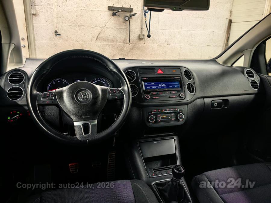 Pelēks Volkswagen Golf Plus 2011 Viljandi, ar dzinēja tilpumu 1.20 L un nobraukumu 181 tūkst. km par 5490 €, foto 9 vietnē AUTOMOTO.COM.LV
