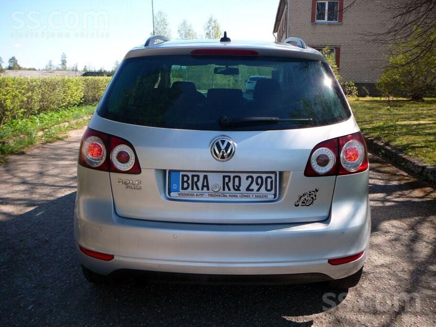 Grey Volkswagen Golf Plus 2011 in Cesis, with an engine capacity of 1.60 L and mileage of 0 thousand km for 4490 €, photo 7 on AUTOMOTO.COM.LV