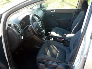 Grey Volkswagen Golf Plus 2011 in Cesis, with an engine capacity of 1.60 L and mileage of 0 thousand km for 4490 €, photo 16 on AUTOMOTO.COM.LV