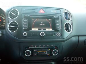 Grey Volkswagen Golf Plus 2011 in Cesis, with an engine capacity of 1.60 L and mileage of 0 thousand km for 4490 €, photo 17 on AUTOMOTO.COM.LV