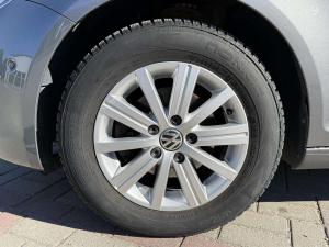 Grey Volkswagen Golf Plus 2011 in Vilnius, with an engine capacity of 1.20 L and mileage of 193 thousand km for 4499 €, photo 8 on AUTOMOTO.COM.LV