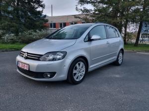 Pelēks Volkswagen Golf Plus 2011 Rīga, ar dzinēja tilpumu 1.60 L un nobraukumu 225 tūkst. km par 5570 €, foto  vietnē AUTOMOTO.COM.LV