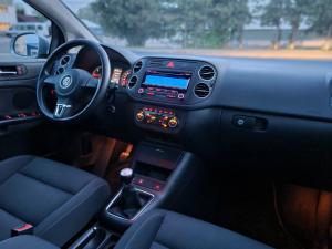 Grey Volkswagen Golf Plus 2011 in Riga, with an engine capacity of 1.60 L and mileage of 225 thousand km for 5570 €, photo 26 on AUTOMOTO.COM.LV