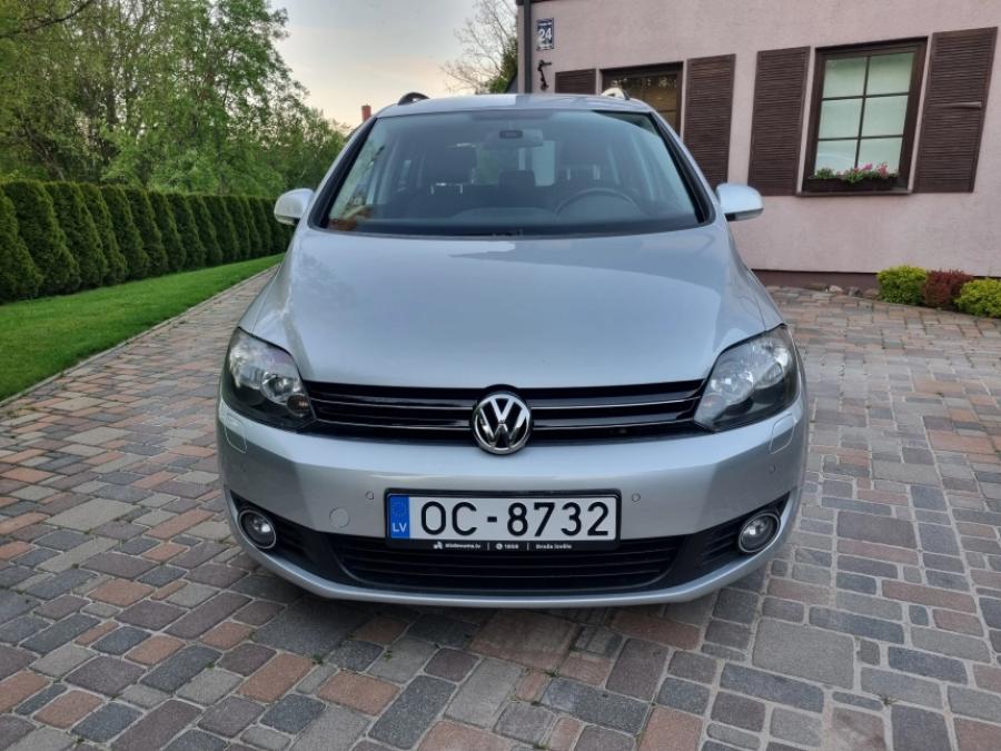 Grey Volkswagen Golf Plus 2011 in Riga, with an engine capacity of 1.60 L and mileage of 225 thousand km for 5570 €, photo 53 on AUTOMOTO.COM.LV
