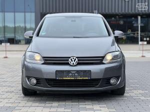 Grey Volkswagen Golf Plus 2011 in Siauliai, with an engine capacity of 2.00 L and mileage of 284 thousand km for 5600 €, photo 4 on AUTOMOTO.COM.LV
