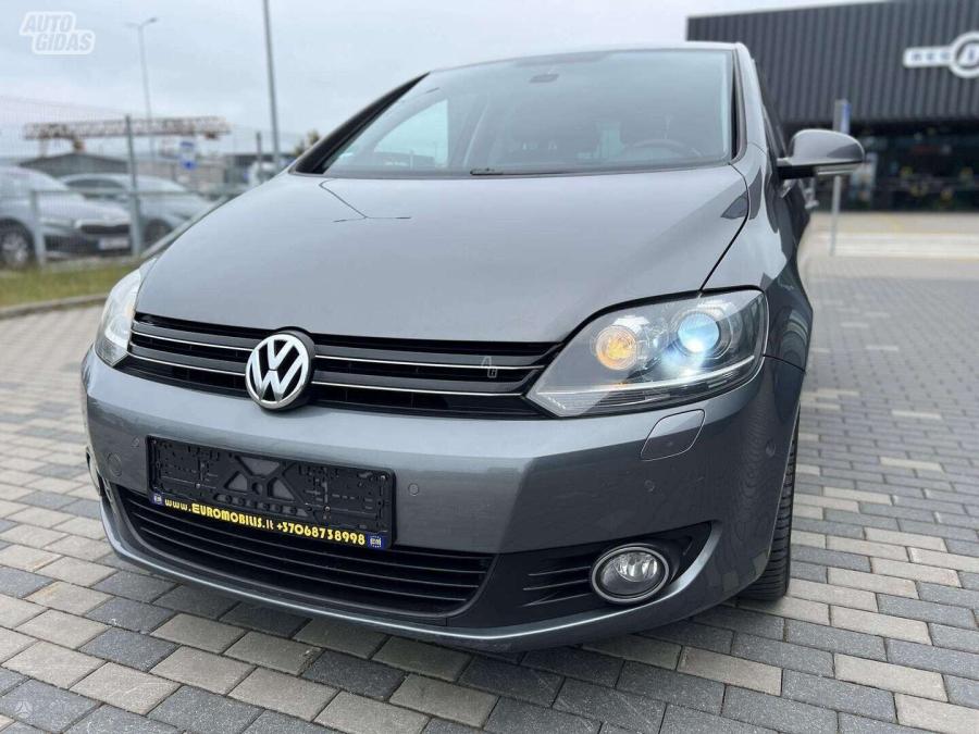 Grey Volkswagen Golf Plus 2011 in Siauliai, with an engine capacity of 2.00 L and mileage of 284 thousand km for 5600 €, photo 11 on AUTOMOTO.COM.LV