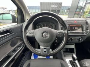 Grey Volkswagen Golf Plus 2011 in Siauliai, with an engine capacity of 2.00 L and mileage of 284 thousand km for 5600 €, photo 14 on AUTOMOTO.COM.LV
