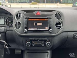 Grey Volkswagen Golf Plus 2011 in Siauliai, with an engine capacity of 2.00 L and mileage of 284 thousand km for 5600 €, photo 16 on AUTOMOTO.COM.LV