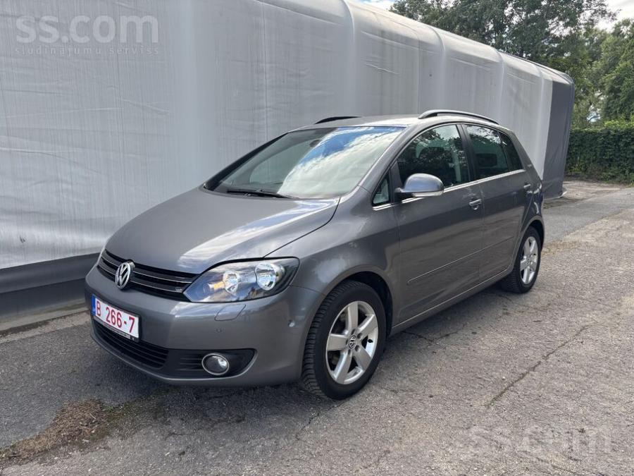 Pelēks Volkswagen Golf Plus 2011 Ogre, ar dzinēja tilpumu 1.40 L un nobraukumu 215 tūkst. km par 5100 €, foto 4 vietnē AUTOMOTO.COM.LV