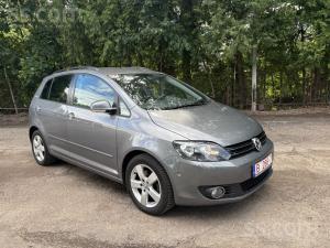 Pelēks Volkswagen Golf Plus 2011 Ogre, ar dzinēja tilpumu 1.40 L un nobraukumu 215 tūkst. km par 5100 €, foto 10 vietnē AUTOMOTO.COM.LV