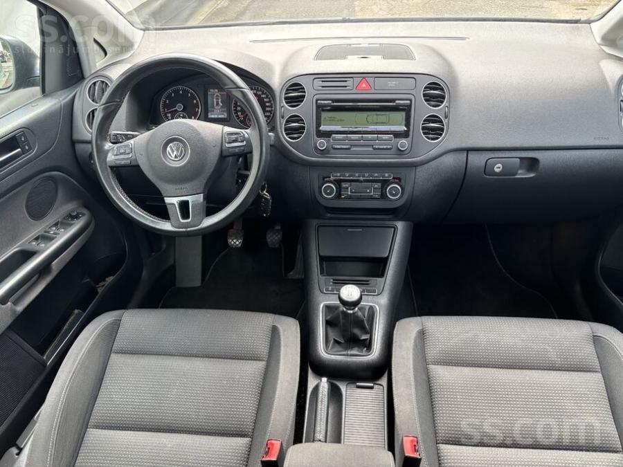 Pelēks Volkswagen Golf Plus 2011 Ogre, ar dzinēja tilpumu 1.40 L un nobraukumu 215 tūkst. km par 5100 €, foto 15 vietnē AUTOMOTO.COM.LV
