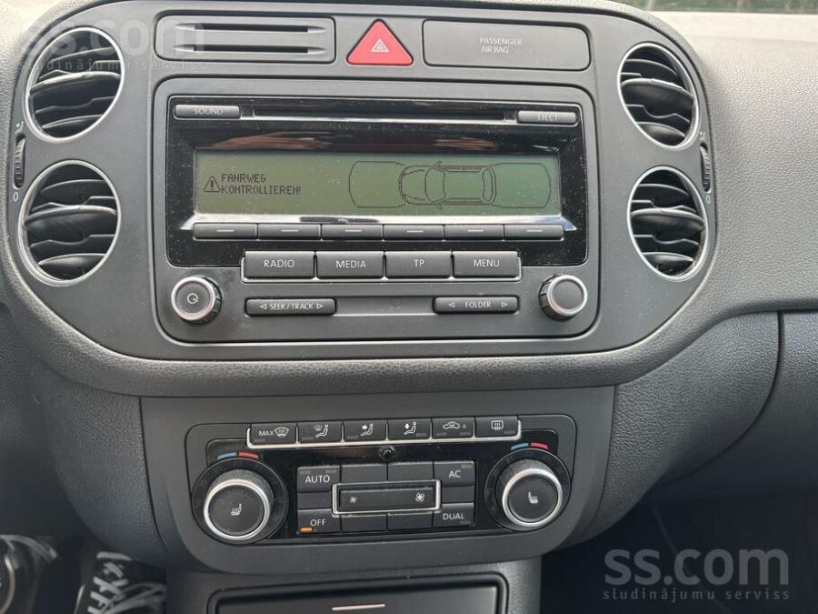 Pelēks Volkswagen Golf Plus 2011 Ogre, ar dzinēja tilpumu 1.40 L un nobraukumu 215 tūkst. km par 5100 €, foto 17 vietnē AUTOMOTO.COM.LV