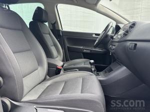 Pelēks Volkswagen Golf Plus 2011 Ogre, ar dzinēja tilpumu 1.40 L un nobraukumu 215 tūkst. km par 5100 €, foto 19 vietnē AUTOMOTO.COM.LV