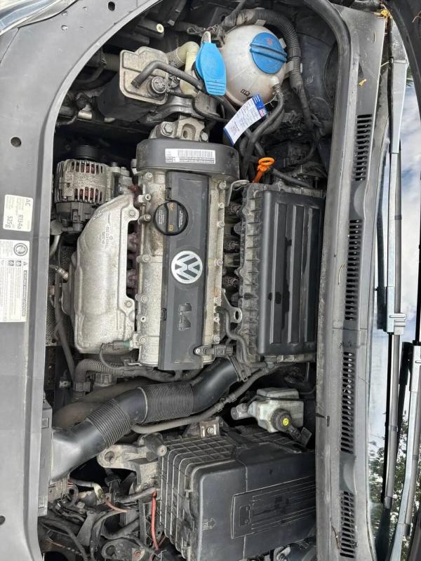 Pelēks Volkswagen Golf Plus 2011 Ogre, ar dzinēja tilpumu 1.40 L un nobraukumu 214 tūkst. km par 5100 €, foto 9 vietnē AUTOMOTO.COM.LV
