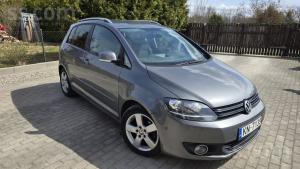 Pelēks Volkswagen Golf Plus 2011 Rīga, ar dzinēja tilpumu 1.60 L un nobraukumu 237 tūkst. km par 3500 €, foto 3 vietnē AUTOMOTO.COM.LV