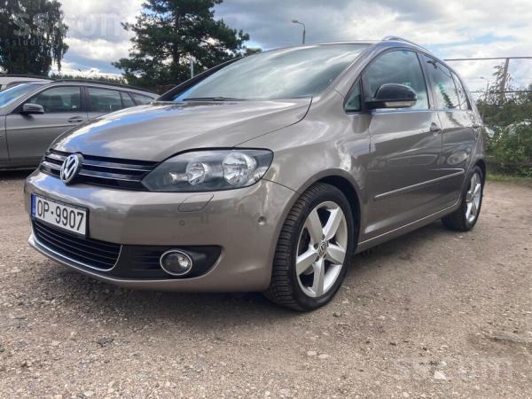 Pelēks Volkswagen Golf Plus 2011 Rīga, ar dzinēja tilpumu 2.00 L un nobraukumu 239 tūkst. km par 5600 €, foto 1 vietnē AUTOMOTO.COM.LV