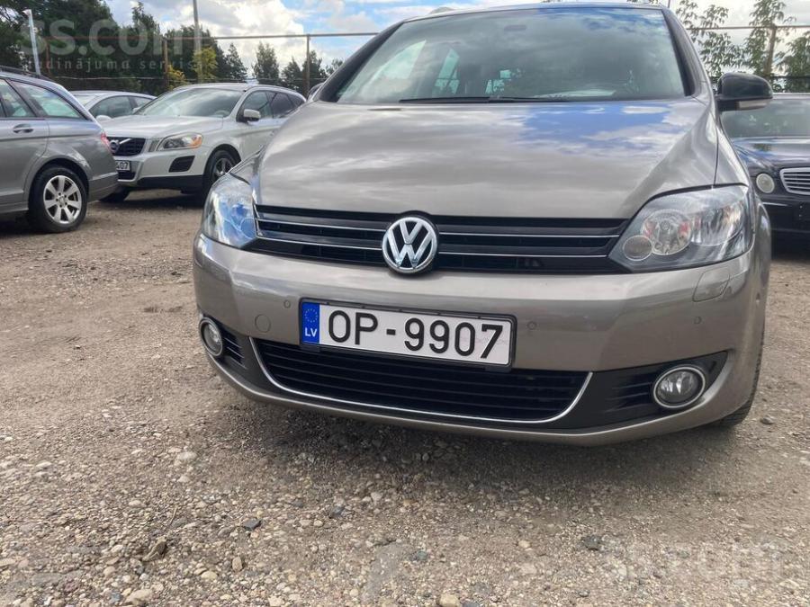 Pelēks Volkswagen Golf Plus 2011 Rīga, ar dzinēja tilpumu 2.00 L un nobraukumu 239 tūkst. km par 5600 €, foto 3 vietnē AUTOMOTO.COM.LV