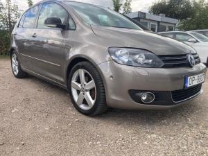Pelēks Volkswagen Golf Plus 2011 Rīga, ar dzinēja tilpumu 2.00 L un nobraukumu 239 tūkst. km par 5600 €, foto 4 vietnē AUTOMOTO.COM.LV