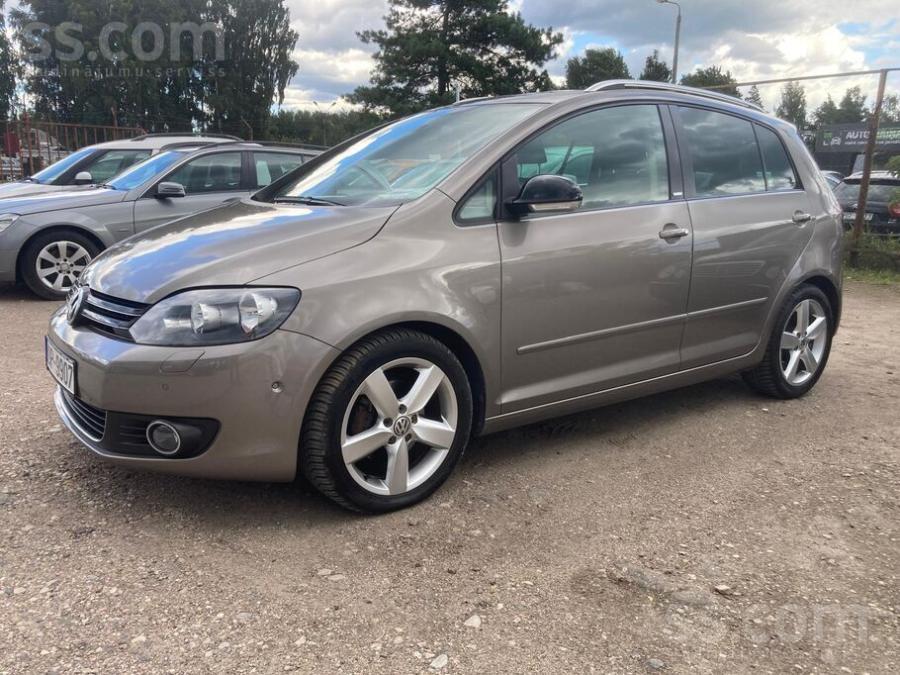 Pelēks Volkswagen Golf Plus 2011 Rīga, ar dzinēja tilpumu 2.00 L un nobraukumu 239 tūkst. km par 5600 €, foto 5 vietnē AUTOMOTO.COM.LV