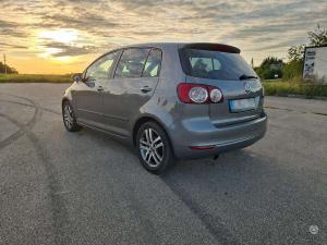 Grey Volkswagen Golf Plus 2011 in Kaunas, with an engine capacity of 1.60 L and mileage of 232 thousand km for 4590 €, photo 7 on AUTOMOTO.COM.LV