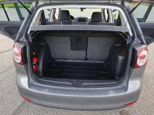 Grey Volkswagen Golf Plus 2011 in Kaunas, with an engine capacity of 1.60 L and mileage of 232 thousand km for 4590 €, photo 11 on AUTOMOTO.COM.LV