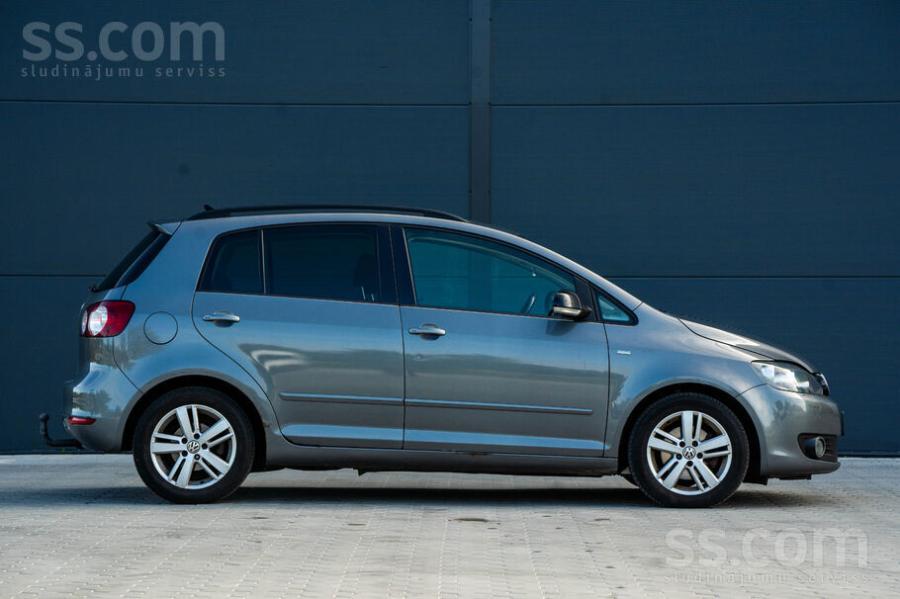 Pelēks Volkswagen Golf Plus 2012 Rīga, ar dzinēja tilpumu 1.60 L un nobraukumu 262 tūkst. km par 5200 €, foto 6 vietnē AUTOMOTO.COM.LV