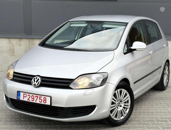 Grey Volkswagen Golf Plus 2012 in Siauliai, with an engine capacity of 1.20 L and mileage of 210 thousand km for 4000 €, photo 2 on AUTOMOTO.COM.LV