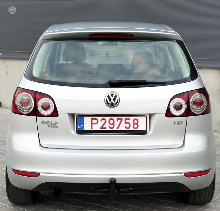 Pelēks Volkswagen Golf Plus 2012 Šauļi, ar dzinēja tilpumu 1.20 L un nobraukumu 210 tūkst. km par 4000 €, foto 12 vietnē AUTOMOTO.COM.LV