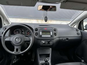 Pelēks Volkswagen Golf Plus 2012 Šauļi, ar dzinēja tilpumu 1.20 L un nobraukumu 210 tūkst. km par 4000 €, foto 19 vietnē AUTOMOTO.COM.LV