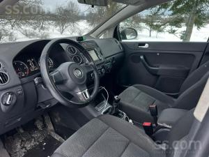 Pelēks Volkswagen Golf Plus 2012 Gulbene, ar dzinēja tilpumu 1.60 L un nobraukumu 286 tūkst. km par 3950 €, foto 8 vietnē AUTOMOTO.COM.LV