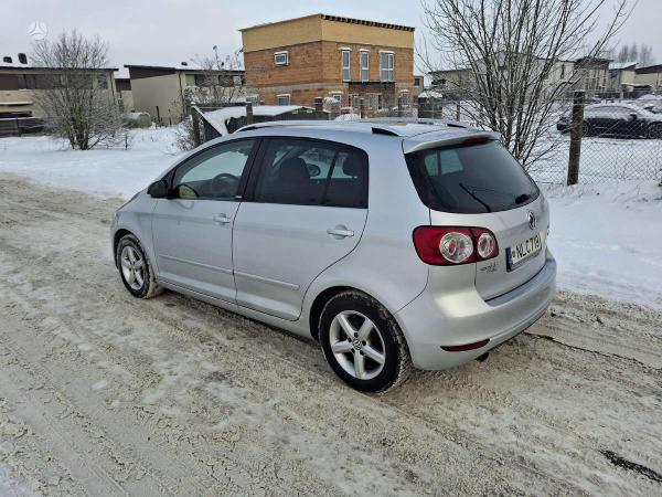 Pelēks Volkswagen Golf Plus 2012 Kauņa, ar dzinēja tilpumu 1.60 L un nobraukumu 207 tūkst. km par 5890 €, foto 10 vietnē AUTOMOTO.COM.LV