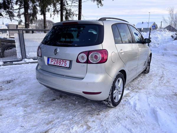 Grey Volkswagen Golf Plus 2012 in Gargzdai, with an engine capacity of 1.20 L and mileage of 68754 thousand km for 6999 €, photo 6 on AUTOMOTO.COM.LV